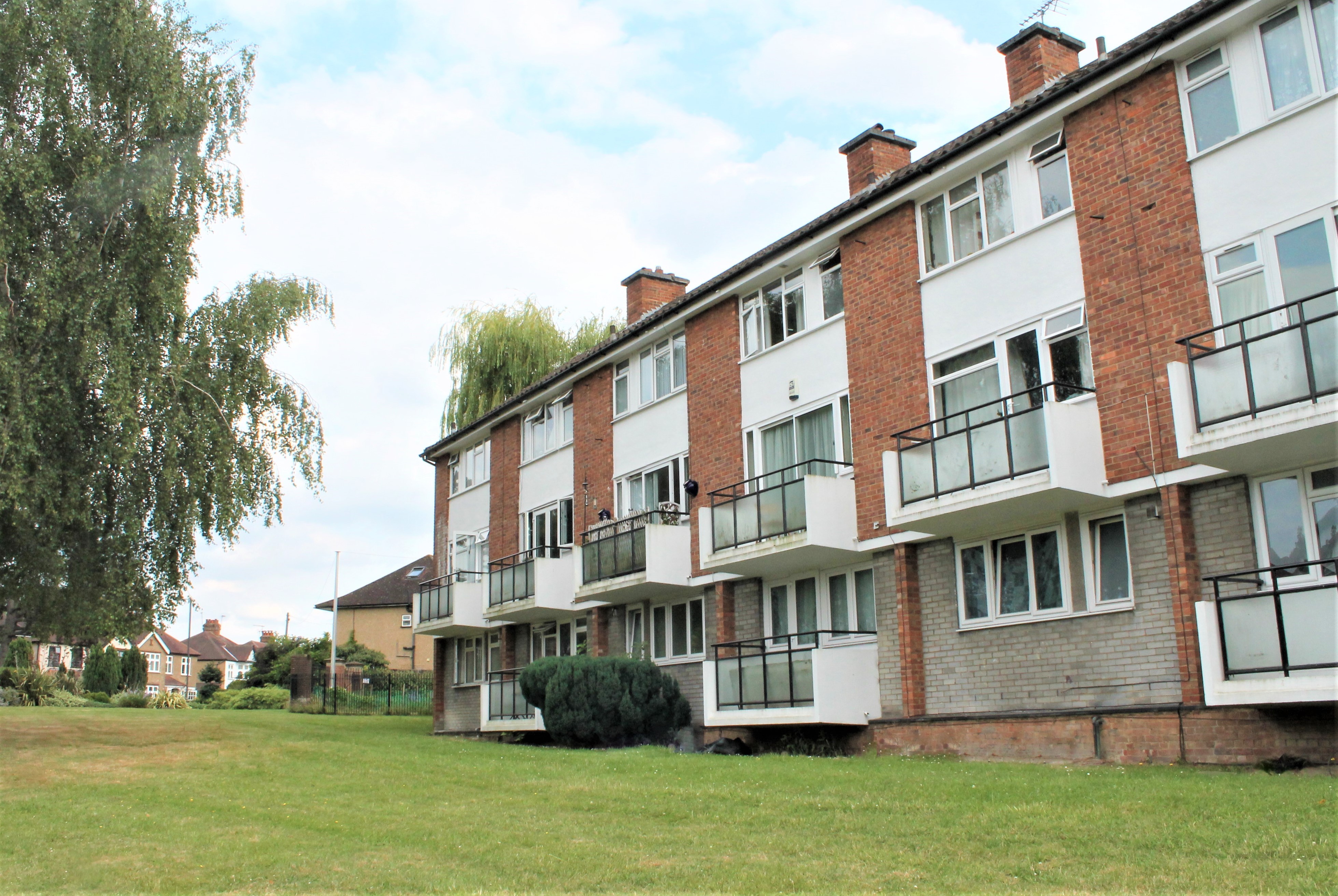 2-Bedroom Flat Pinner - HA5 - VeeZed Residential